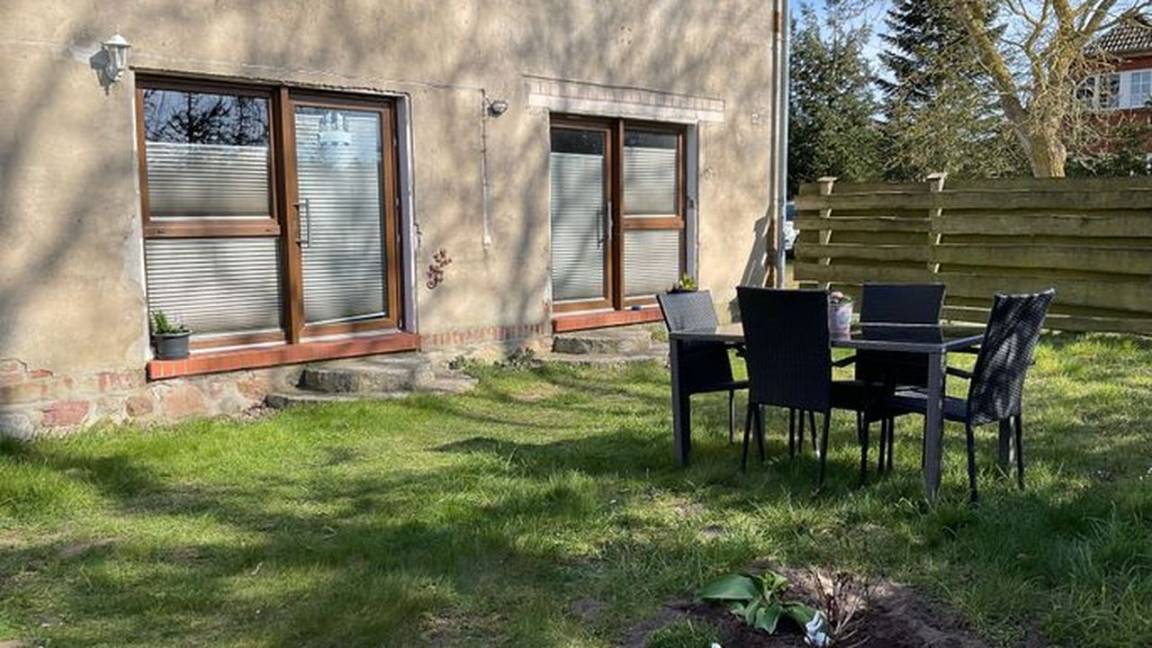 35 M² Ferienwohnung ∙ 1 Schlafzimmer ∙ 3 Gäste - Ummanz