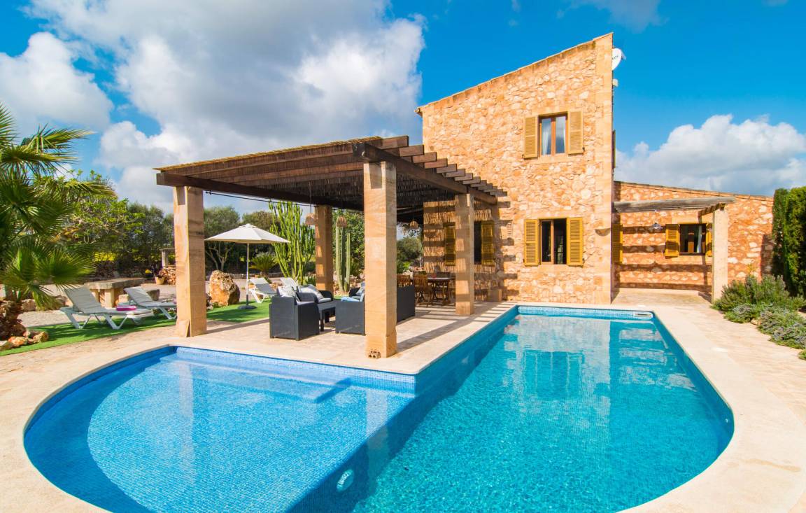 280 M² Casa ∙ 4 Quartos ∙ 8 Hóspedes - Campos