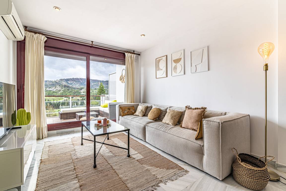 100 M² Appartement ∙ 2 Slaapkamers ∙ 4 Gasten - Benahavís