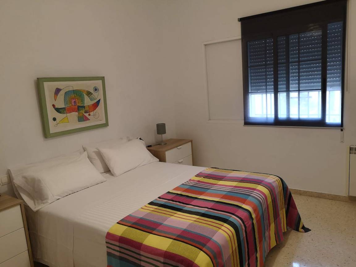 70 M² Apartamento ∙ 3 Habitaciones ∙ 4 Huéspedes - Valencia