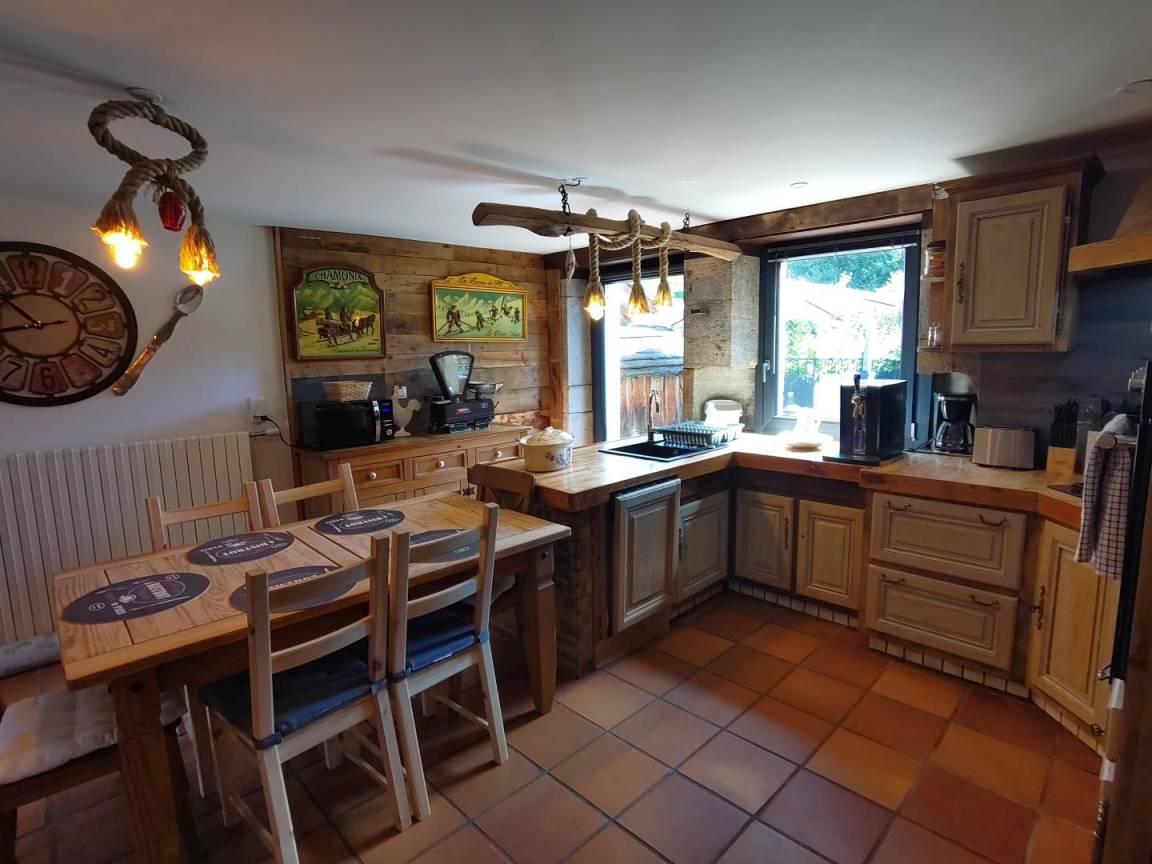 85 M² Gîte ∙ 2 Chambres ∙ 4 Personnes - Doubs