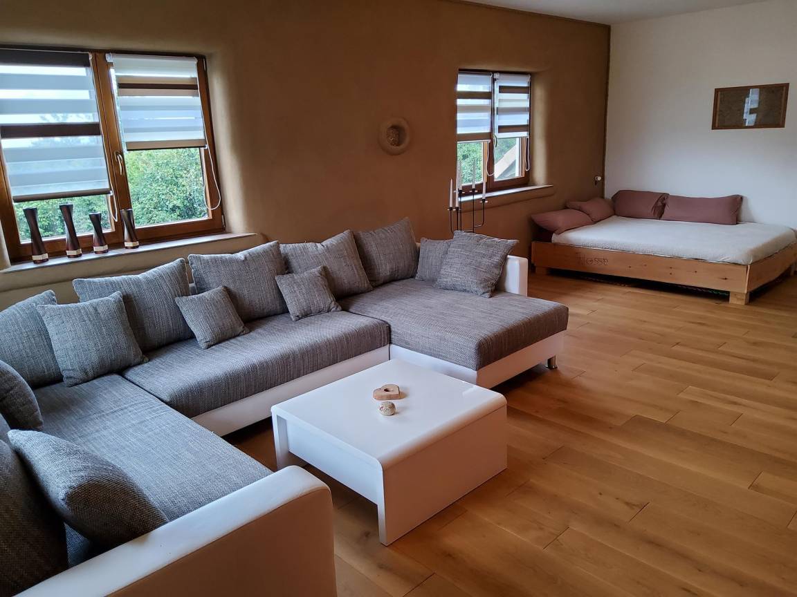 100 M² Ferienwohnung ∙ 2 Schlafzimmer ∙ 8 Gäste - Wasserkuppe