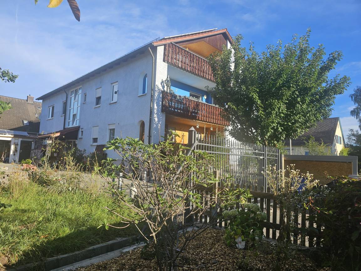 80 M² Ferienwohnung ∙ 1 Schlafzimmer ∙ 2 Gäste - Weiden in der Oberpfalz