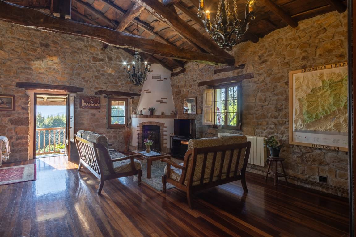 100 M² Maison De Vacances ∙ 4 Chambres ∙ 8 Personnes - Carranza