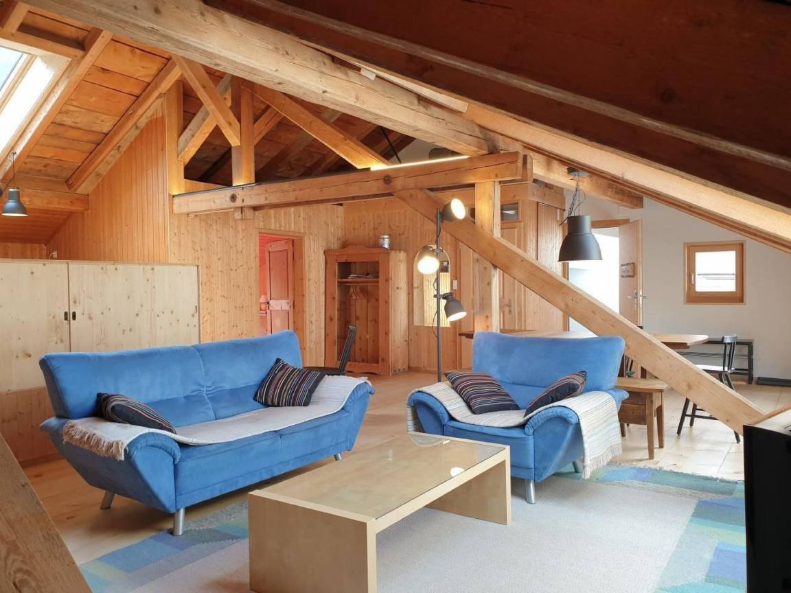 100 M² Apartment ∙ 2 Bedrooms ∙ 7 Guests - Bergün