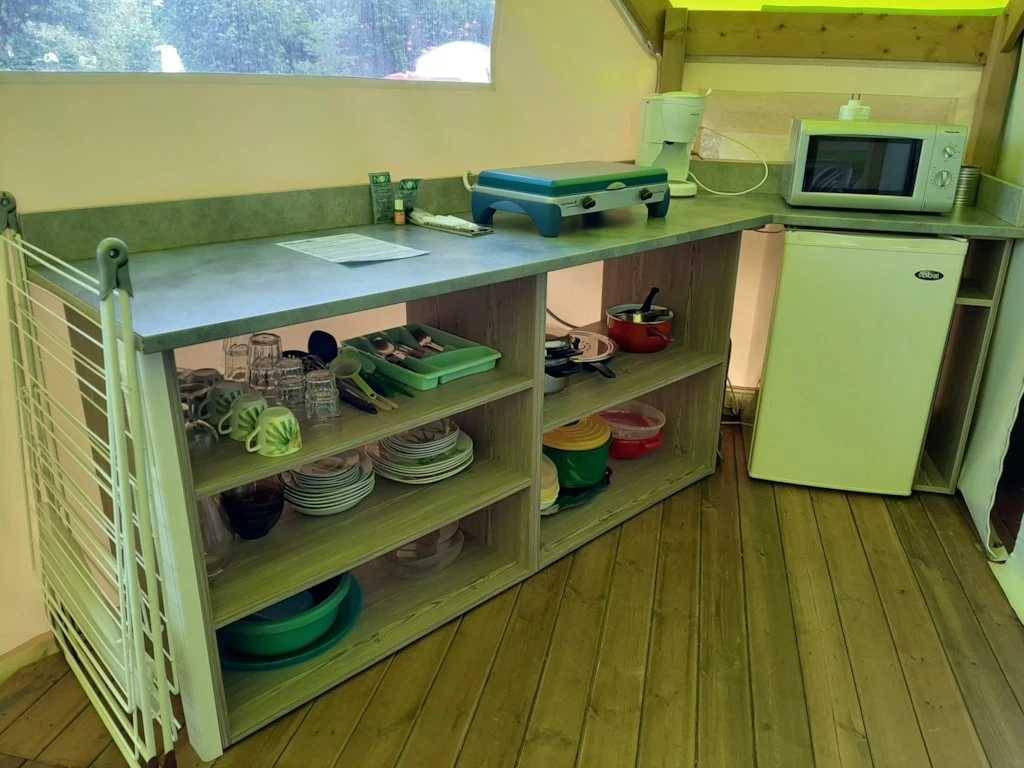 17 M² Tent ∙ 2 Bedrooms ∙ 4 Guests - Apremont