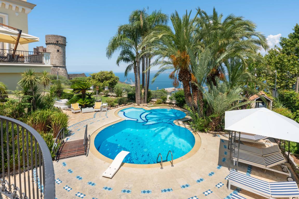 625 M² Villa ∙ 5 Chambres ∙ 8 Personnes - Torre del Greco
