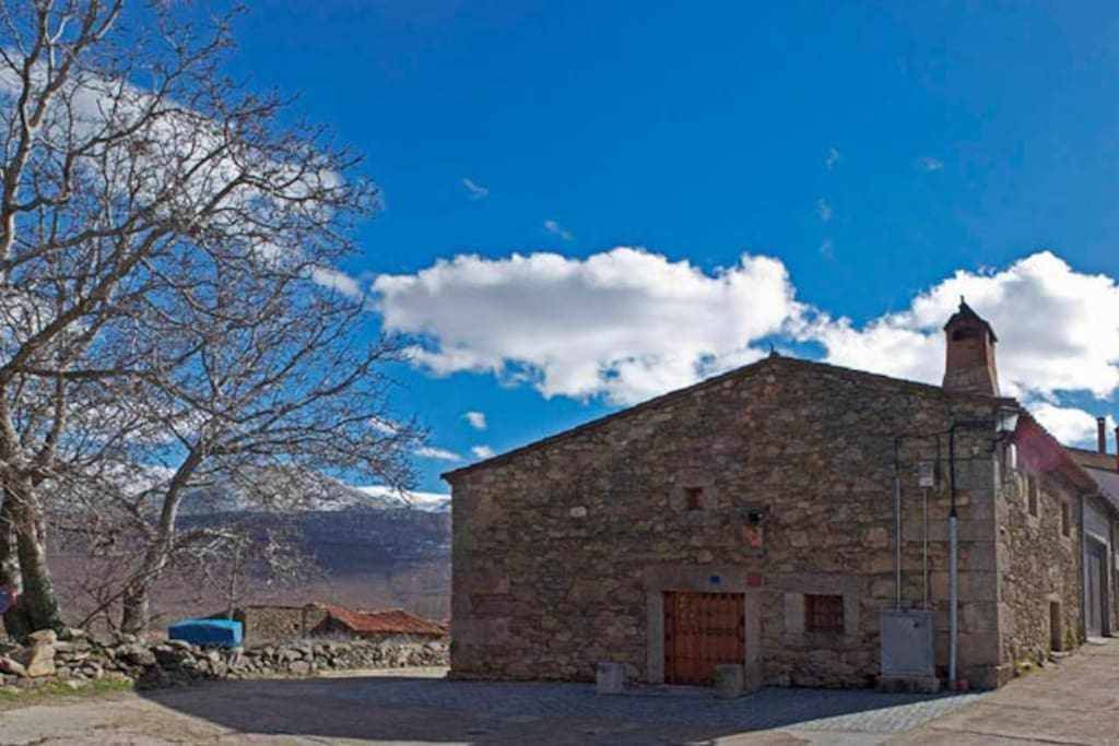 240 M² Apartamento ∙ 1 Habitación ∙ 10 Huéspedes - La Covacha