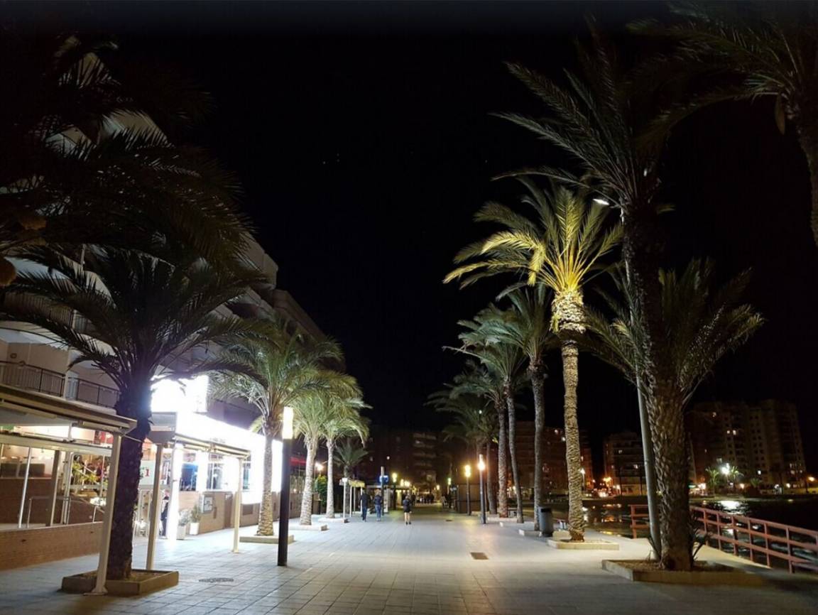 72 M² Appartement ∙ 3 Slaapkamers ∙ 5 Gasten - Torrevieja