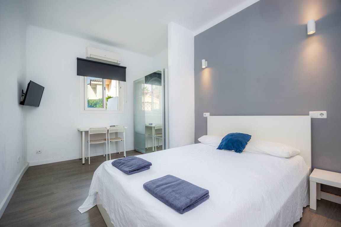 20 M² Private Room ∙ 1 Bedroom ∙ 2 Guests - Ca'n Pastilla