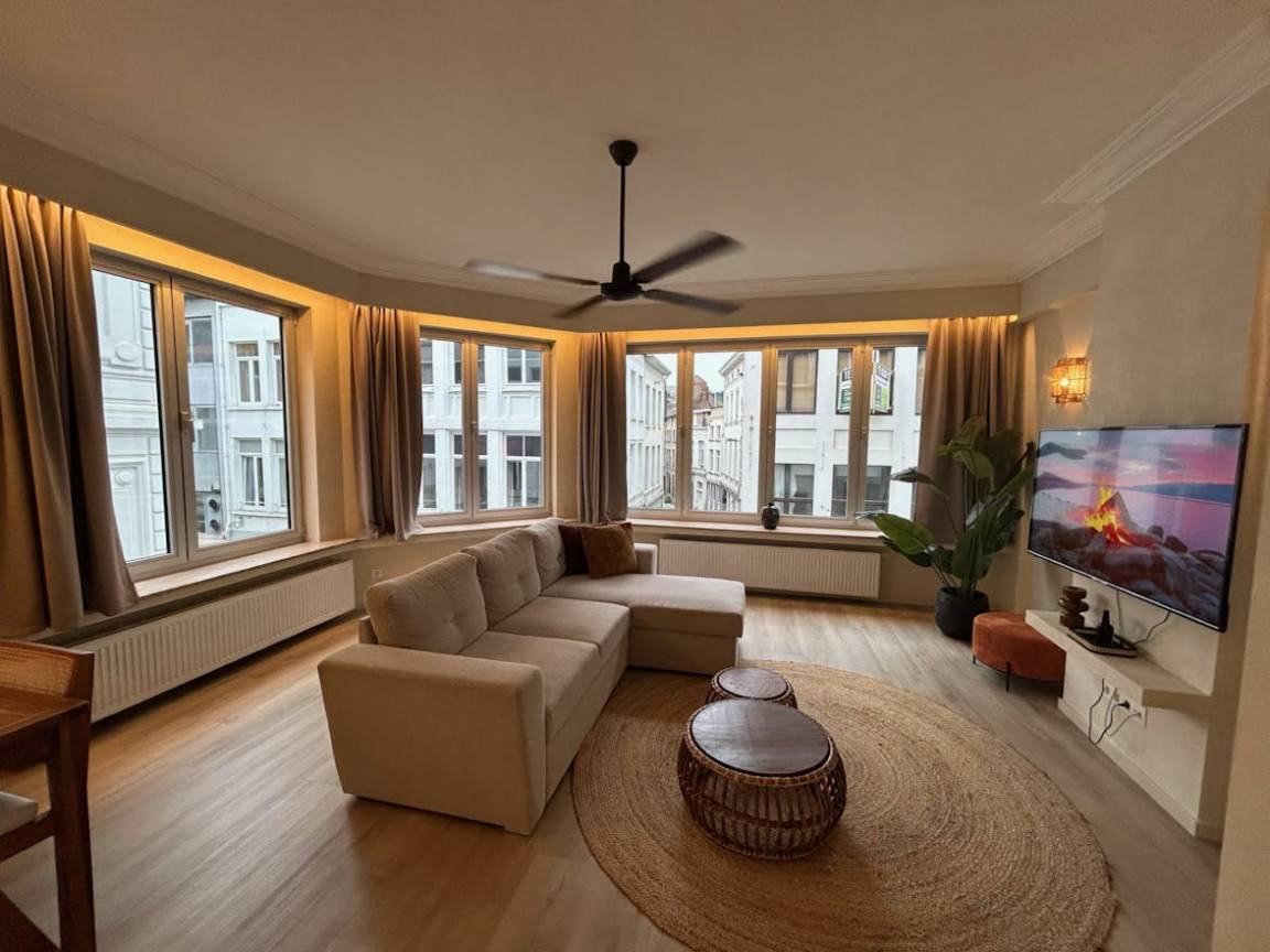 95 M² Apartamento ∙ 2 Habitaciones ∙ 6 Huéspedes - Antwerp