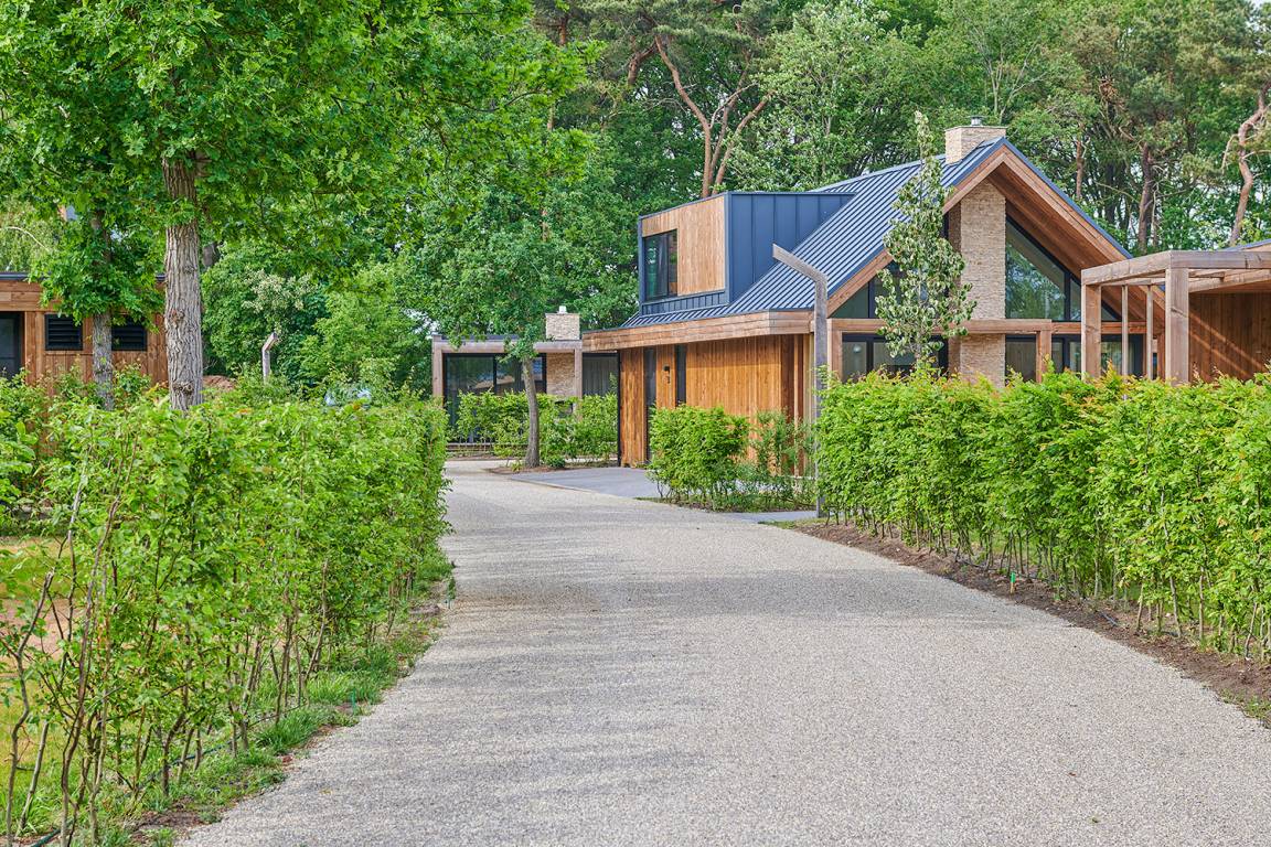 165 M² Villa ∙ 6 Schlafzimmer ∙ 12 Gäste - Breda