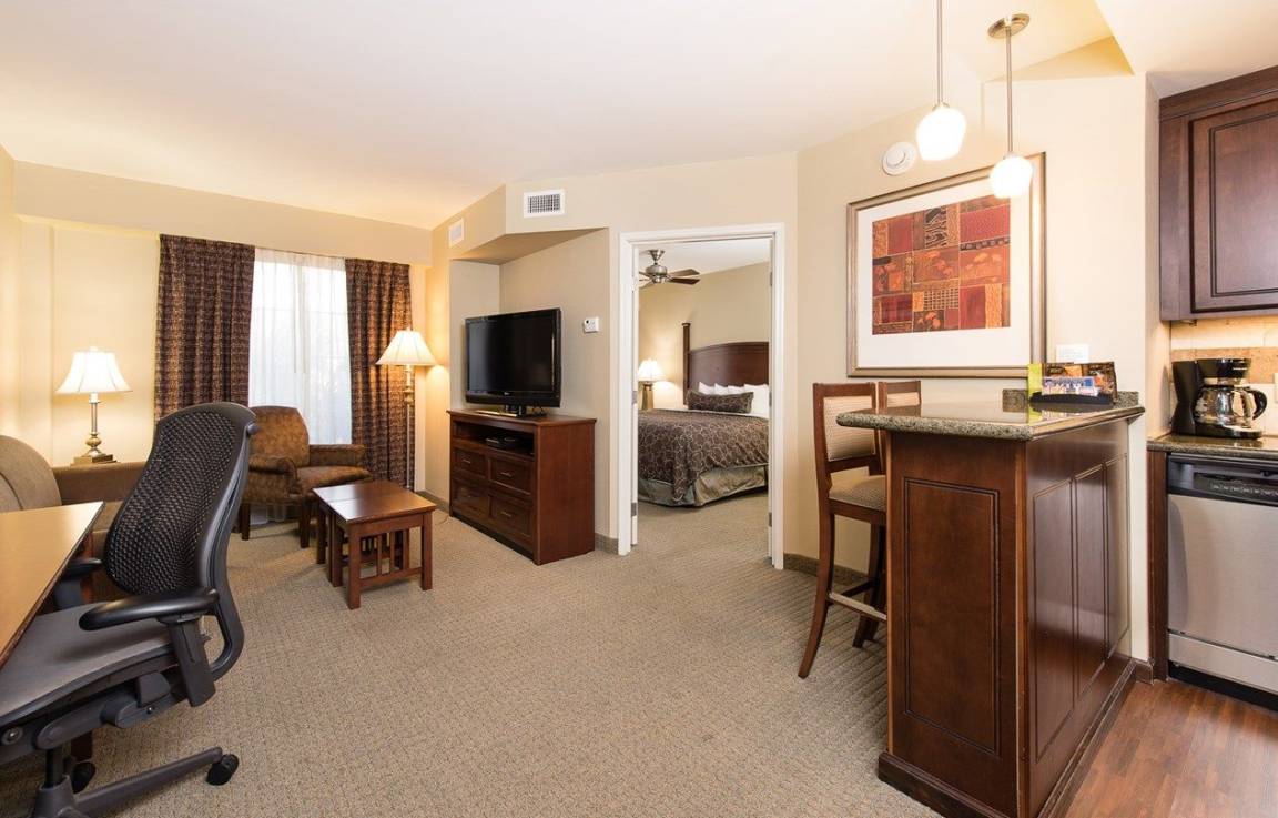 Condo ∙ 1 Bedroom ∙ 4 Guests - Wilmington, NC
