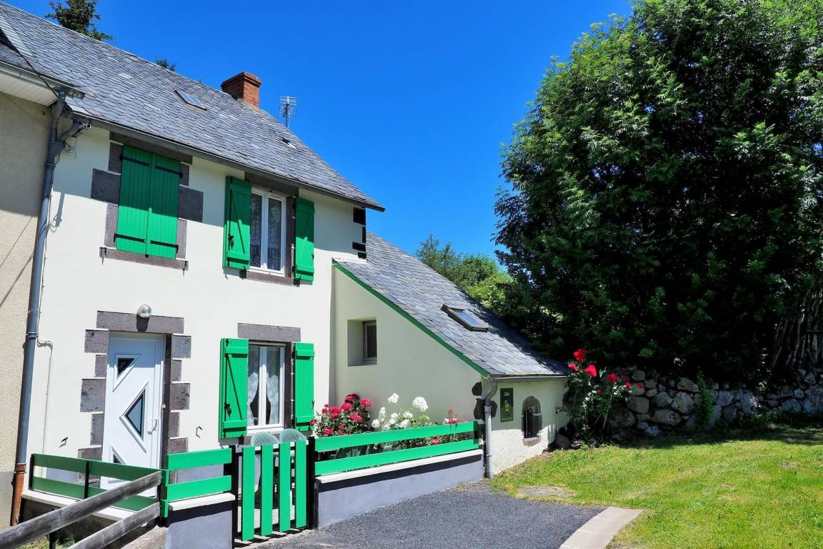 61 M² Gîte ∙ 2 Chambres ∙ 5 Personnes - Puy-de-Dôme