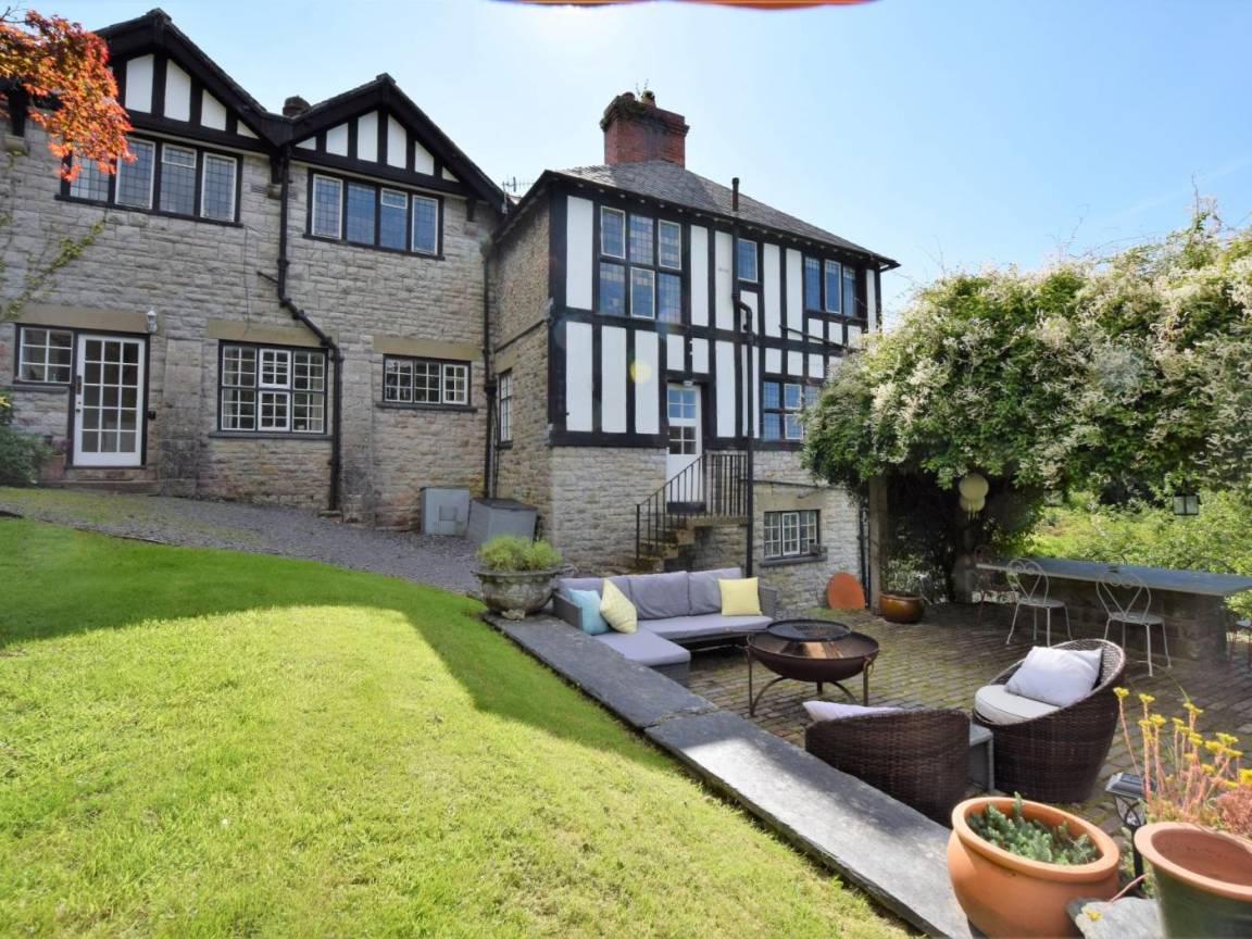 Cottage ∙ 4 Bedrooms ∙ 8 Guests - Conwy