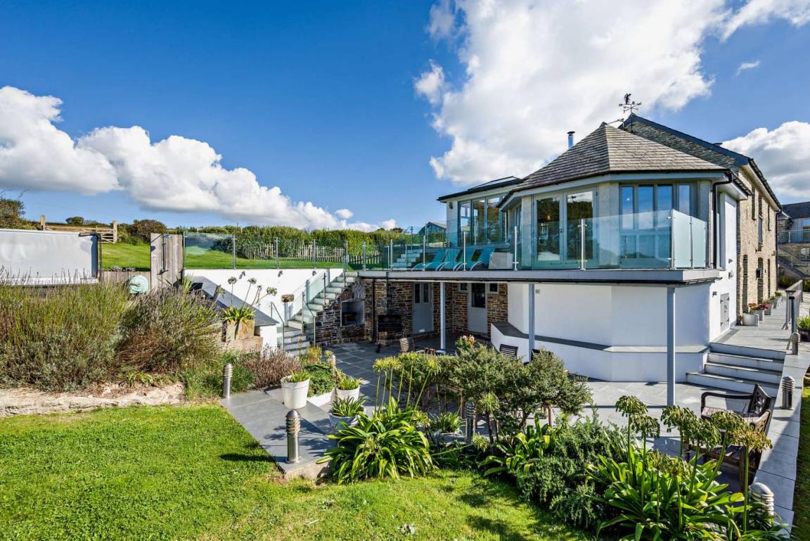 Cottage ∙ 5 Bedrooms ∙ 10 Guests - Padstow