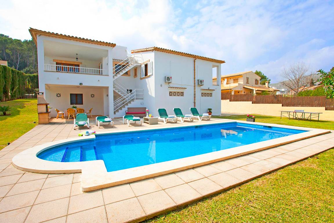 130 M² Villa ∙ 4 Bedrooms ∙ 8 Guests - Port de Pollença