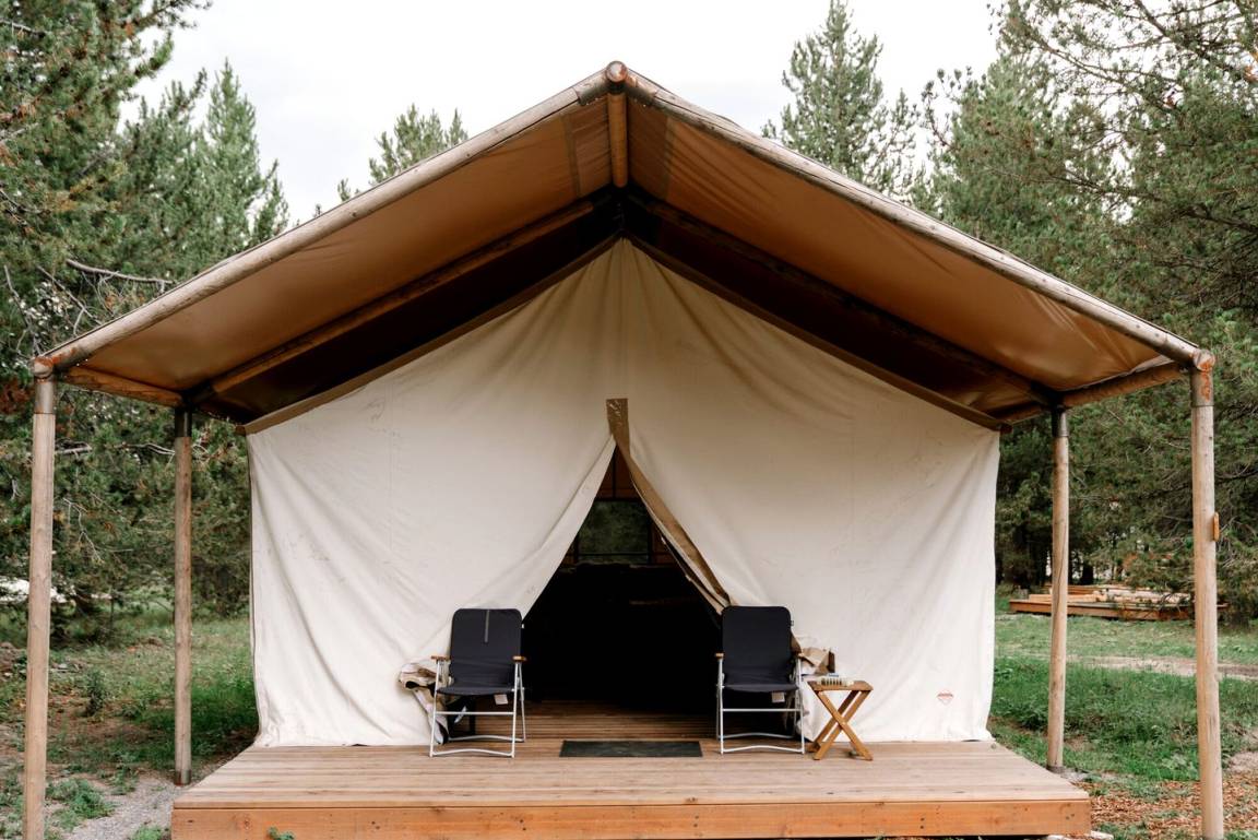 Camping ∙ 1 Bedroom ∙ 6 Guests - Island Park, ID