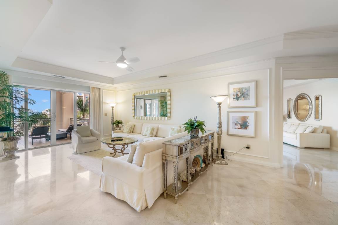 303 M² Ferienwohnung ∙ 3 Schlafzimmer ∙ 10 Gäste - West Bay