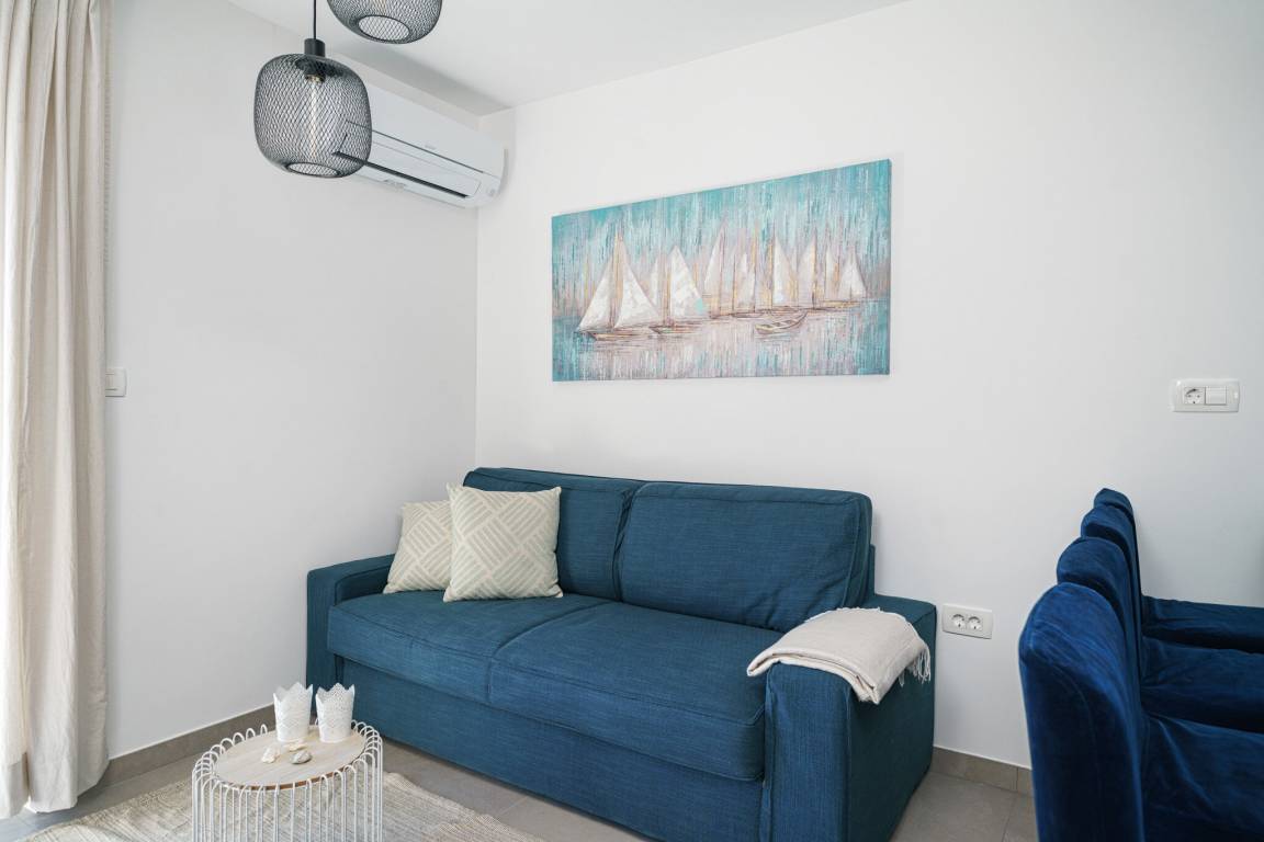 60 M² Ferienhaus ∙ 2 Schlafzimmer ∙ 4 Gäste - Brodarica