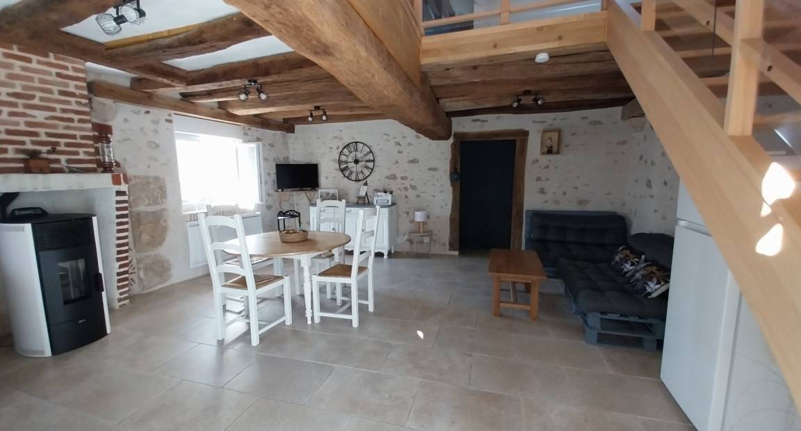 70 M² Huis ∙ 3 Slaapkamers ∙ 4 Gasten - Cheverny