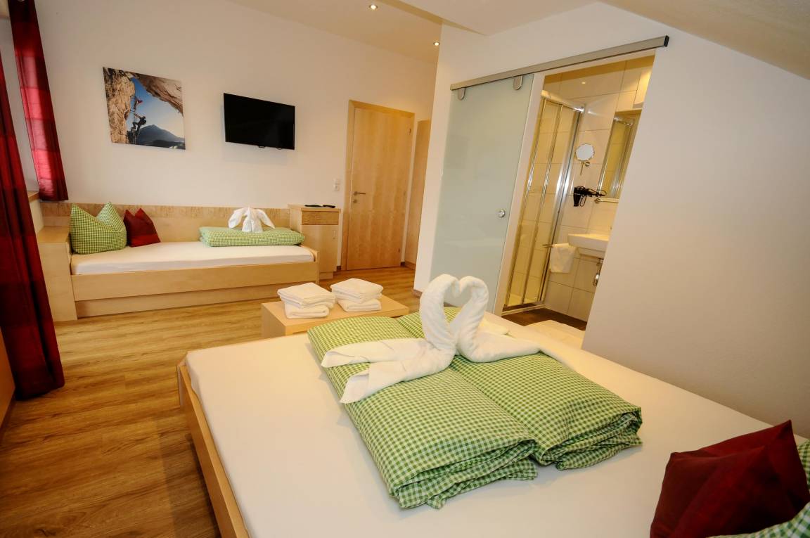80 M² Apartment ∙ 3 Bedrooms ∙ 7 Guests - Imst