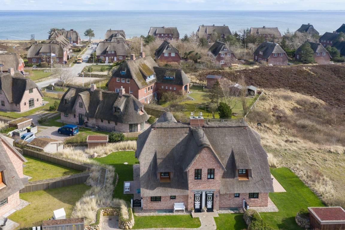 150 M² House ∙ 2 Bedrooms ∙ 4 Guests - List