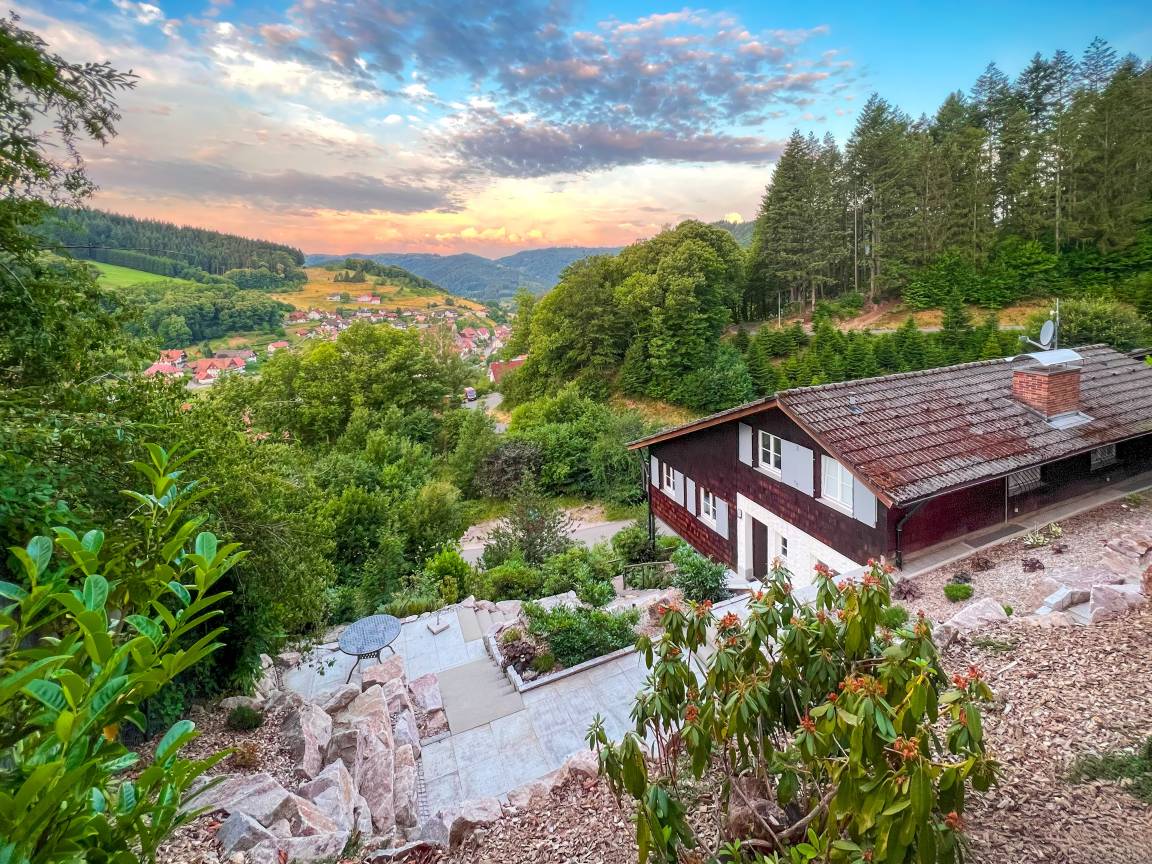 80 M² Ferienhaus ∙ 2 Schlafzimmer ∙ 4 Gäste - Sasbachwalden