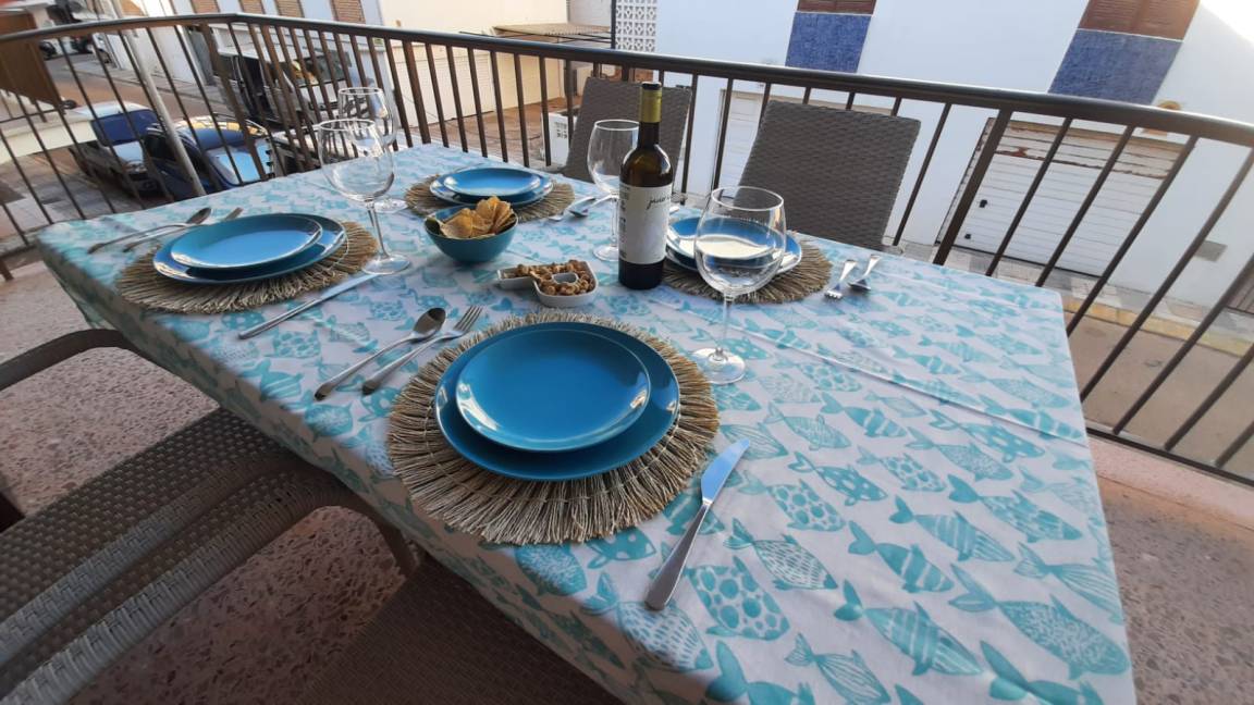 66 M² Apartamento ∙ 3 Habitaciones ∙ 5 Huéspedes - Oliva