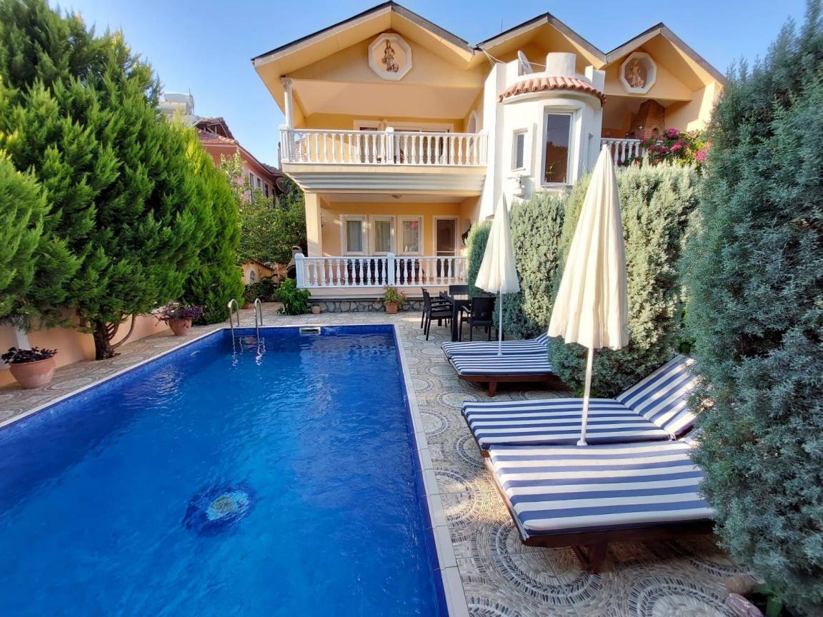 220 M² House ∙ 5 Bedrooms ∙ 11 Guests - İztuzu Plajı