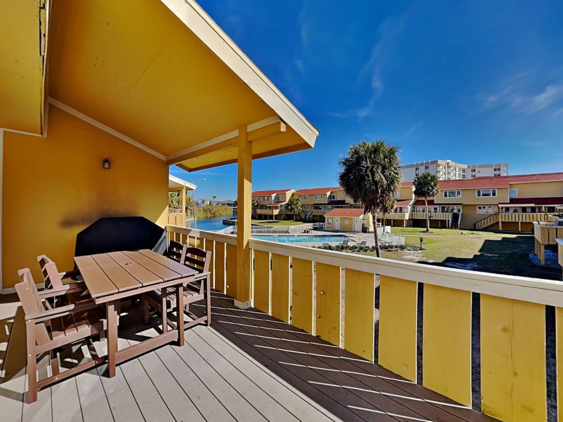 115 M² House ∙ 2 Bedrooms ∙ 8 Guests - Pensacola Beach, FL