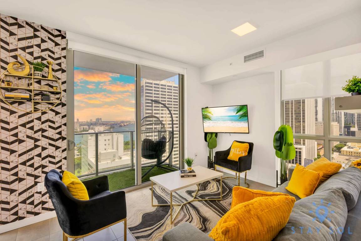 Apartment ∙ 1 Bedroom ∙ 4 Guests - Miami