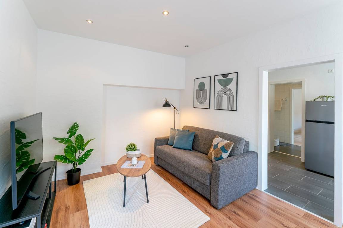 50 M² Ferienwohnung ∙ 1 Schlafzimmer ∙ 2 Gäste - Neuwied