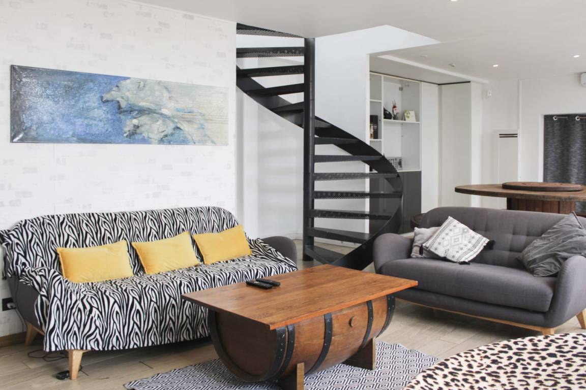 160 M² Appartement ∙ 4 Chambres ∙ 8 Personnes - La Garenne-Colombes