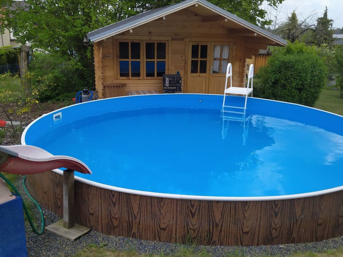 70 M² Ferienhaus ∙ 2 Schlafzimmer ∙ 3 Gäste - Hohen Neuendorf