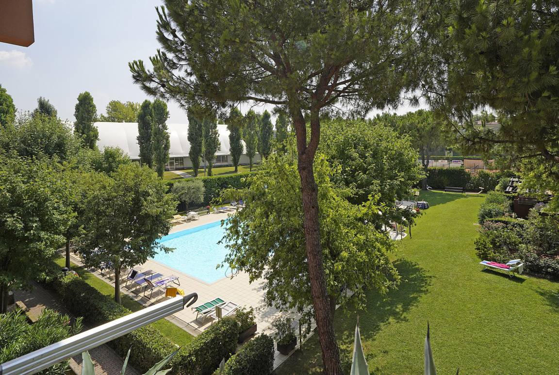 65 M² Apartment ∙ 2 Bedrooms ∙ 3 Guests - Desenzano del Garda