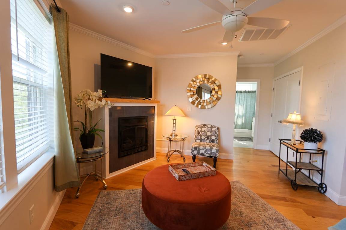 Apartamento ∙ 2 Habitaciones ∙ 5 Huéspedes - Arlington, MA