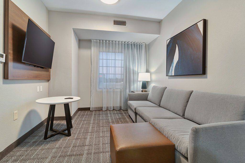 Condo ∙ 1 Bedroom ∙ 2 Guests - Longview, TX