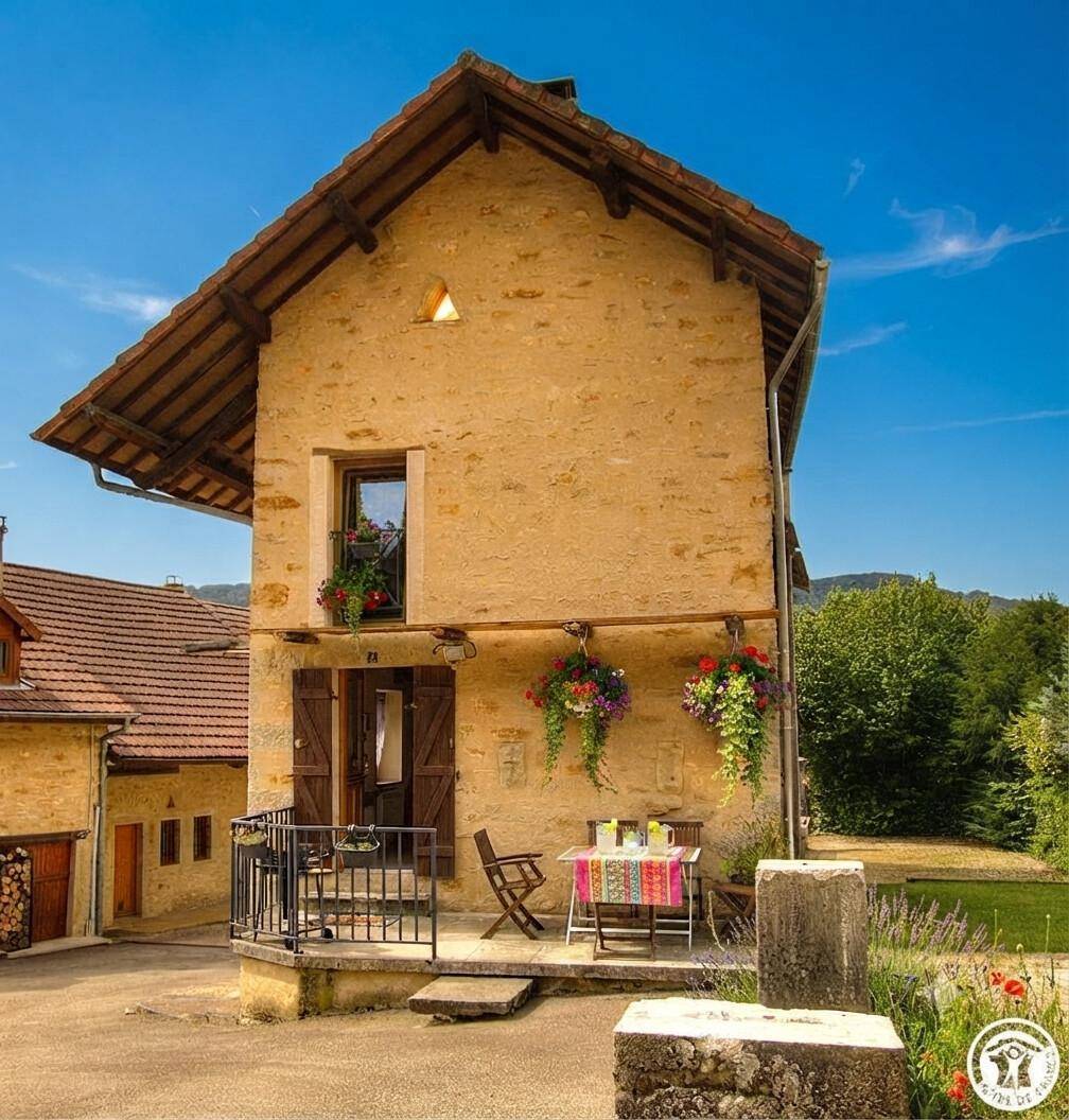 60 M² Gîte ∙ 1 Chambre ∙ 5 Personnes - Hauteville-Lompnes