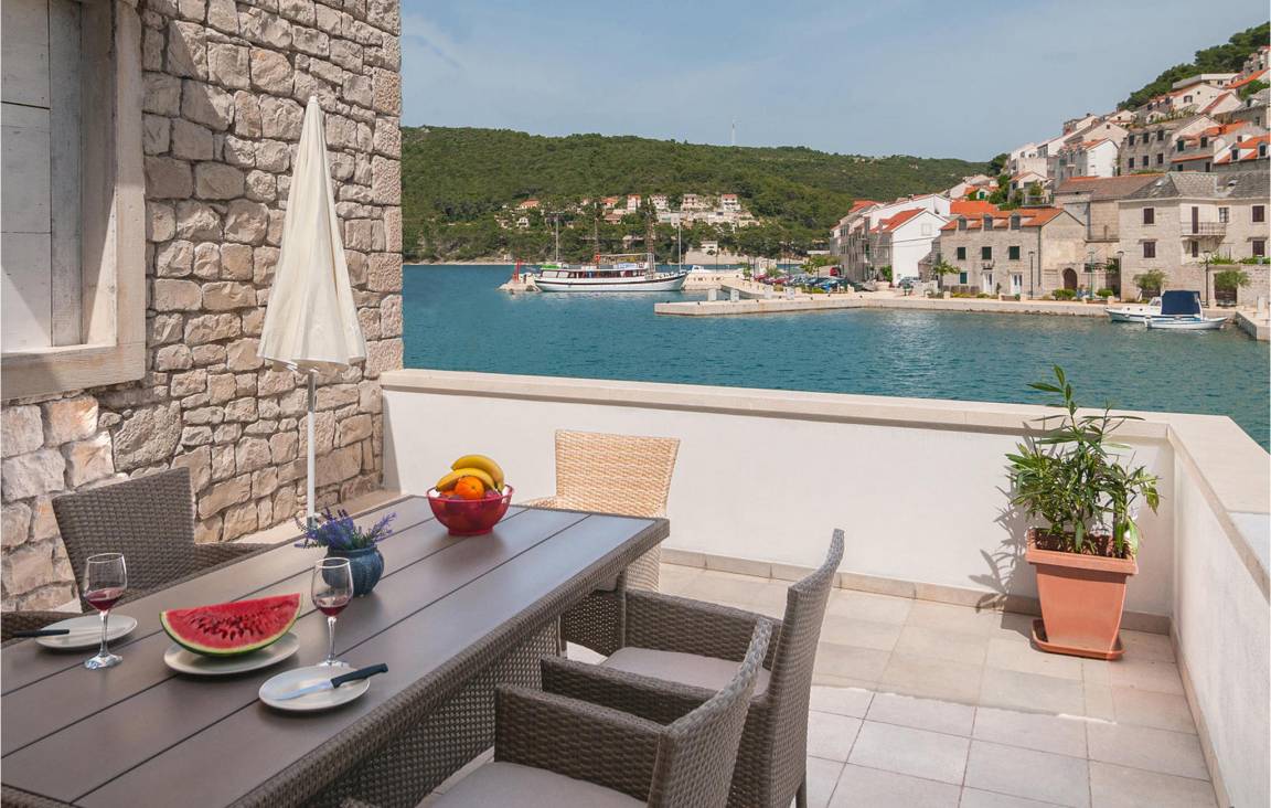 100 M² Maisonette-wohnung ∙ 2 Schlafzimmer ∙ 5 Gäste - Mimice