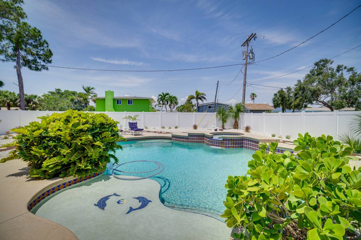 192 M² House ∙ 5 Bedrooms ∙ 12 Guests - Melbourne Beach, FL