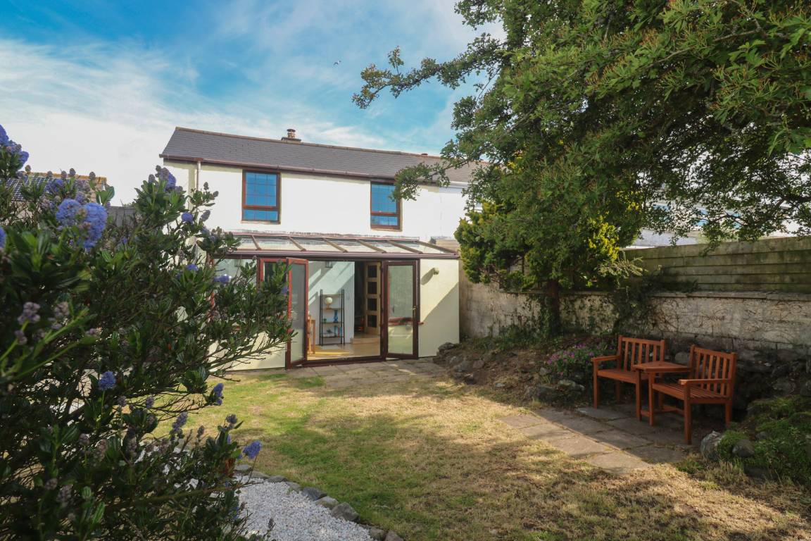Cottage ∙ 2 Bedrooms ∙ 4 Guests - St Agnes