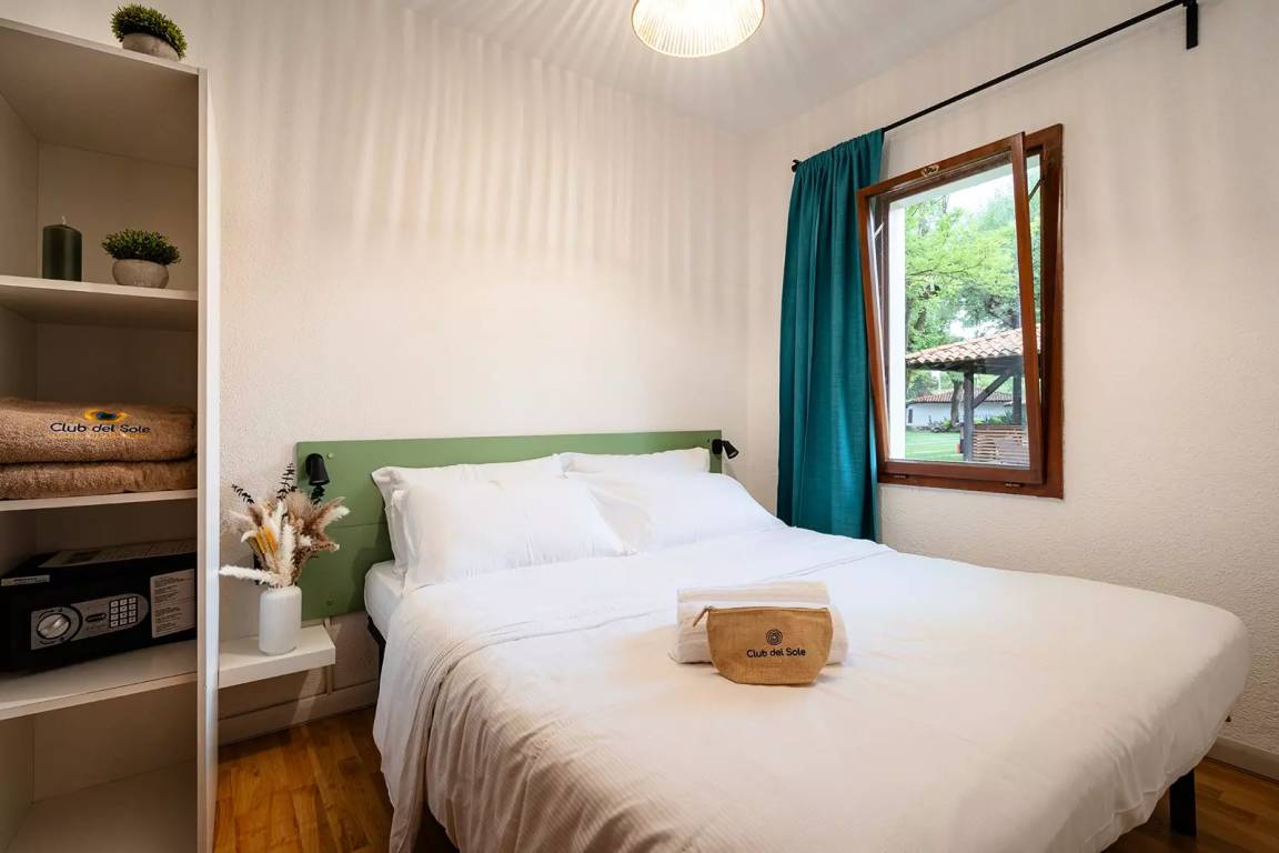 28 M² Mobilheim ∙ 1 Schlafzimmer ∙ 2 Gäste - Friaul-Julisch Venetien