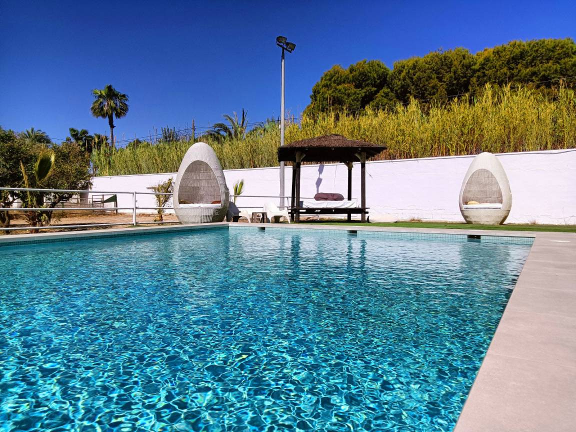1100 M² Villa ∙ 9 Bedrooms ∙ 30 Guests - El Campello