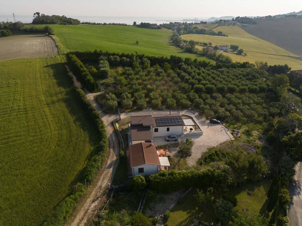 50 M² Apartamento ∙ 2 Habitaciones ∙ 3 Huéspedes - Ancona