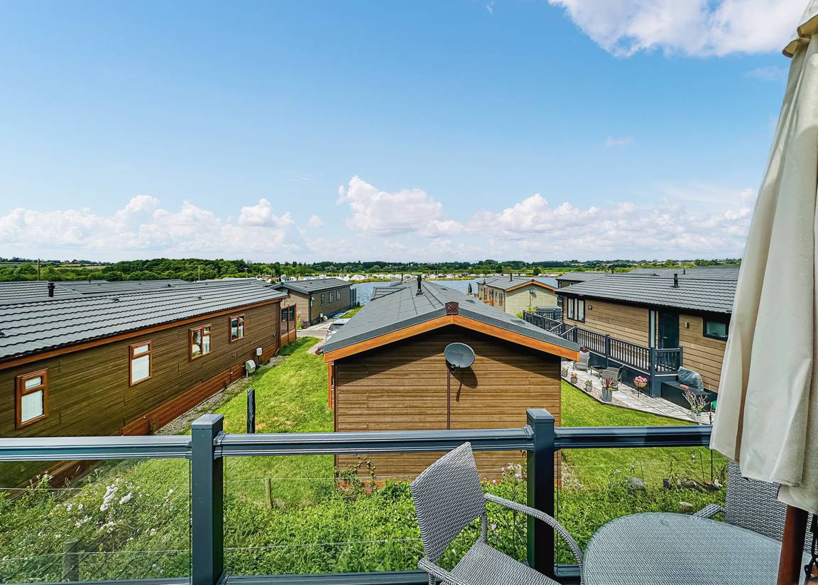 Chalet ∙ 2 Bedrooms ∙ 4 Guests - Tewkesbury