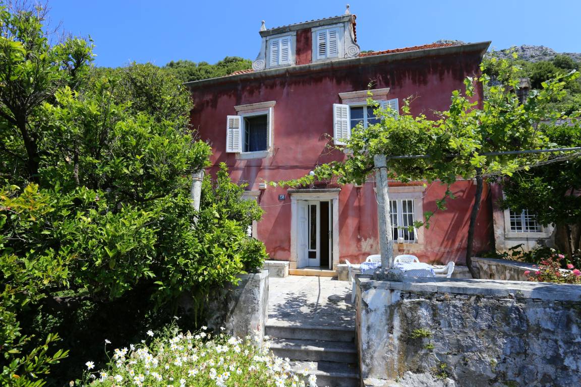 106 M² House ∙ 3 Bedrooms ∙ 6 Guests - Korčula