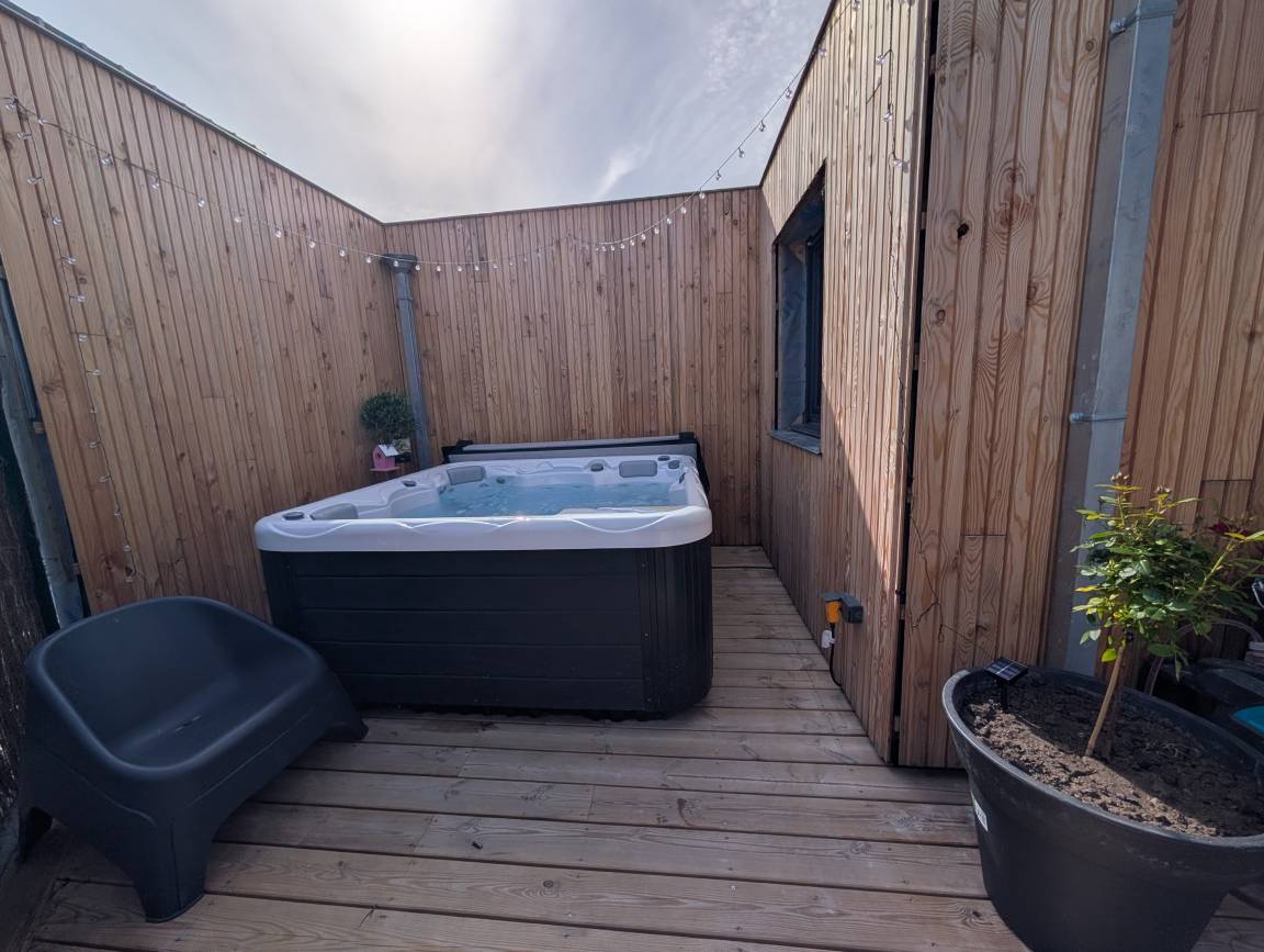 90 M² Talo ∙ 3 Makuuhuonetta ∙ 8 Vierasta - Somme