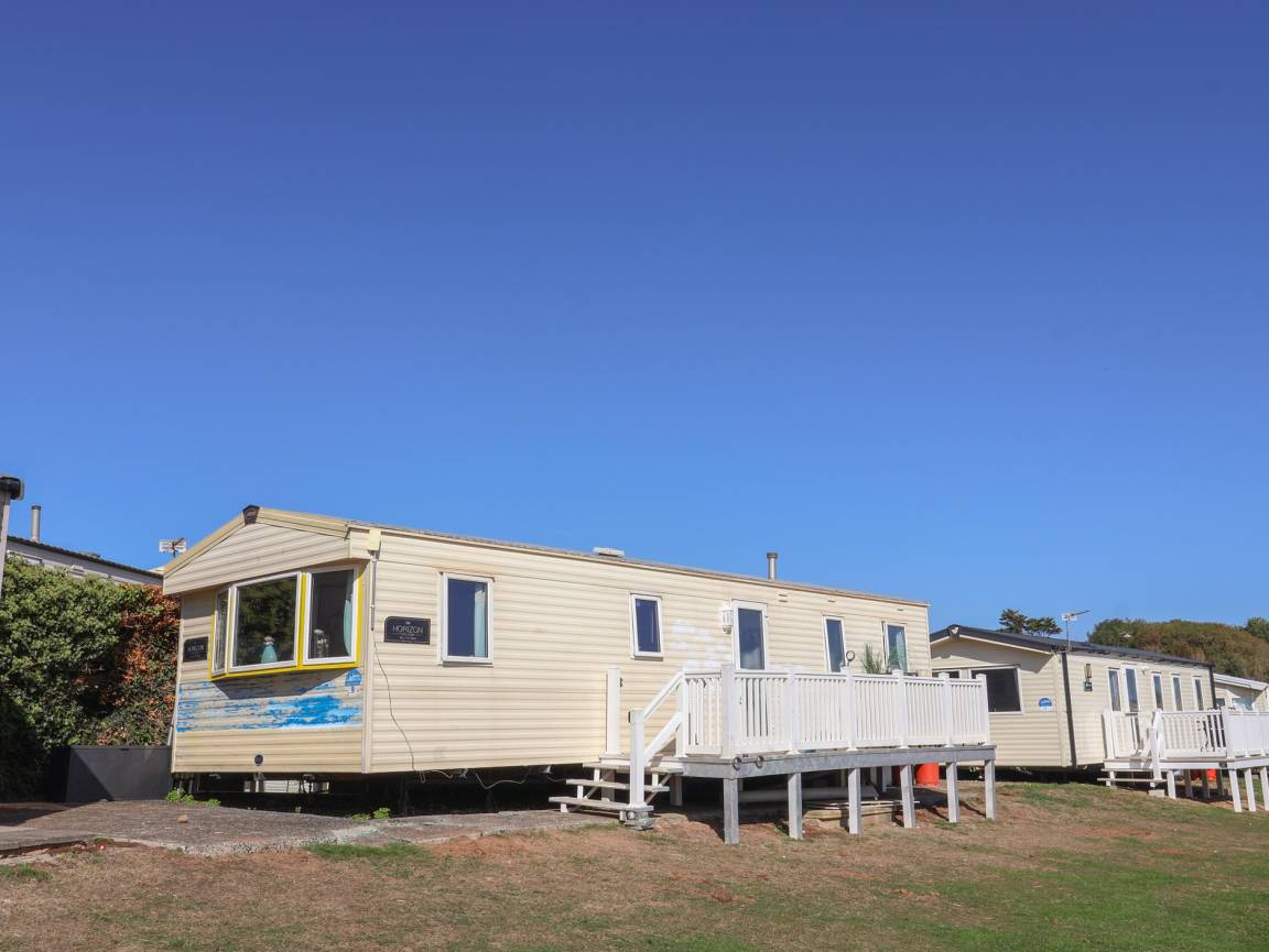 Cottage ∙ 3 Bedrooms ∙ 8 Guests - Budleigh Salterton