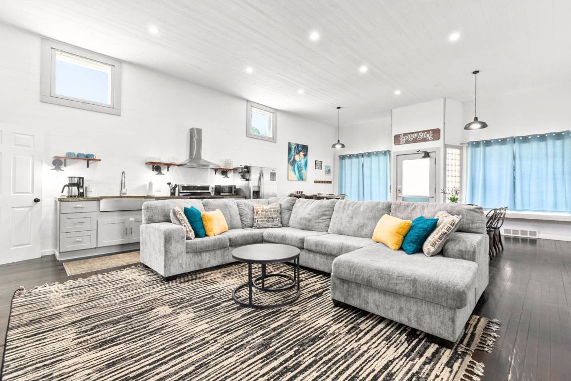 232 M² House ∙ 6 Bedrooms ∙ 26 Guests - Door County, WI